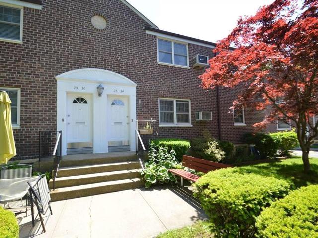 251 3 st Avenue, Queens, NY
