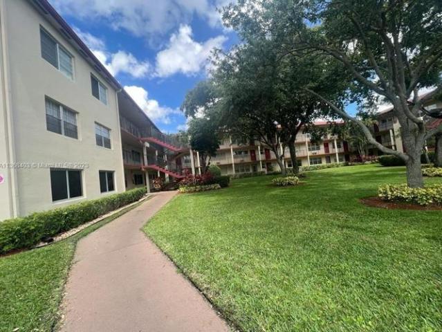 251 134th Way SW #302M, Pembroke Pines, FL 33027