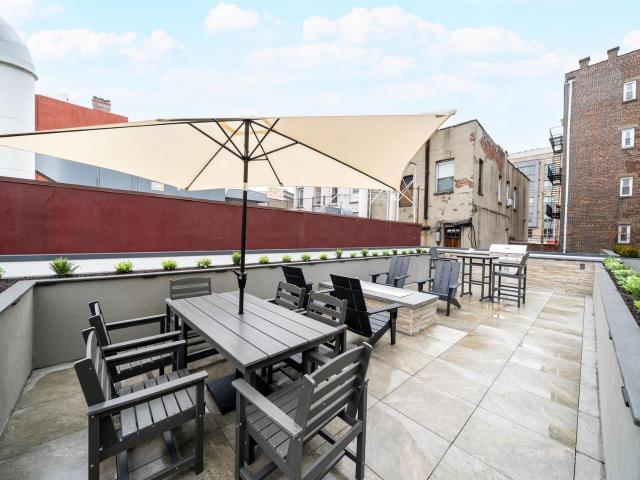 251 14th St Unit 302, Hoboken, US, NJ