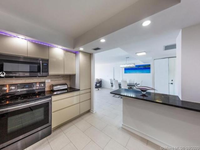 251 174th St #2208, Sunny Isles Beach, FL 33160