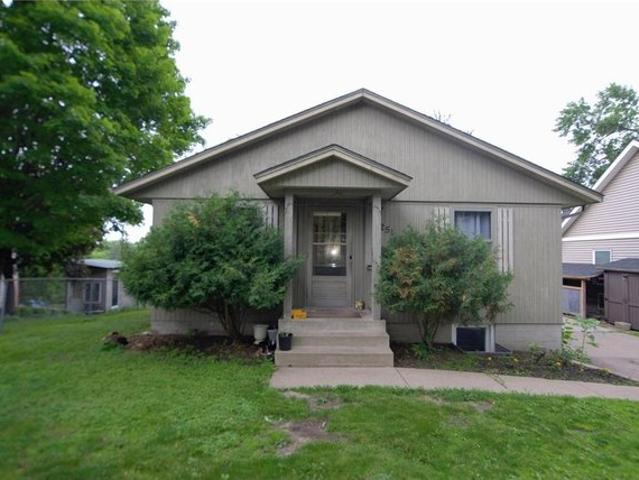 251 20th Ave N, Hopkins, MN 55343