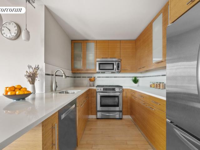 251 7TH Street 8D