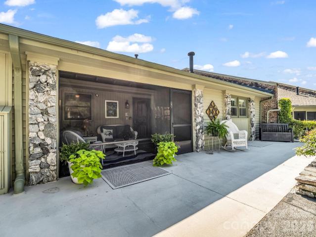 251 Carolina Drive # 10A