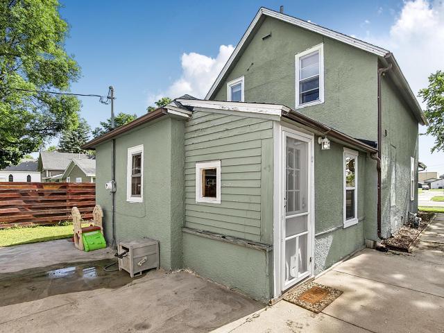 251 Church Street N