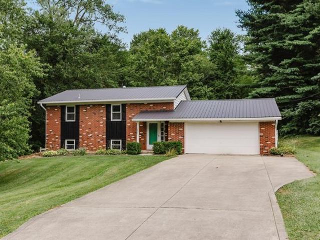 251 Cherokee Trl, Granville, OH 43023