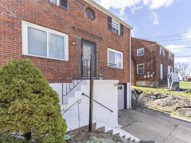 251 Crescent Pines Dr
