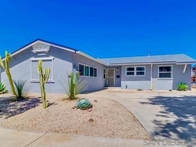 251 Arrowwood Dr, San Diego, CA 92114
