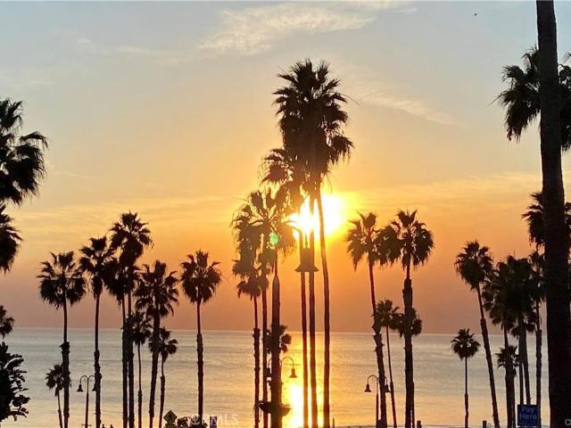 251 Avenida Del Mar A
