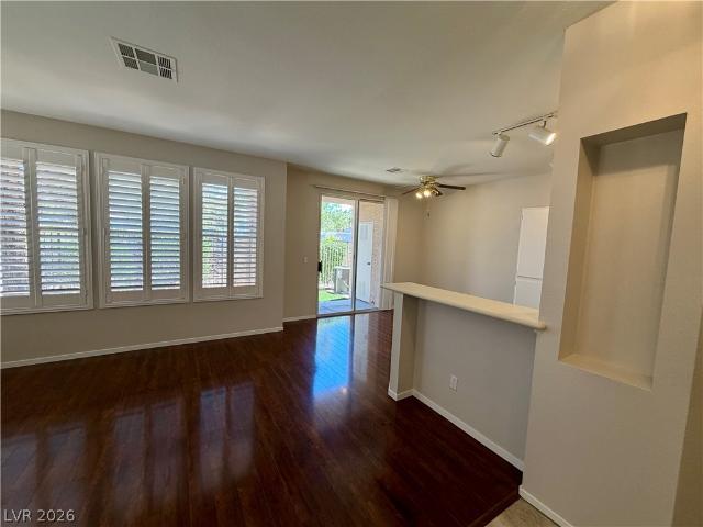 251 green valley 4011