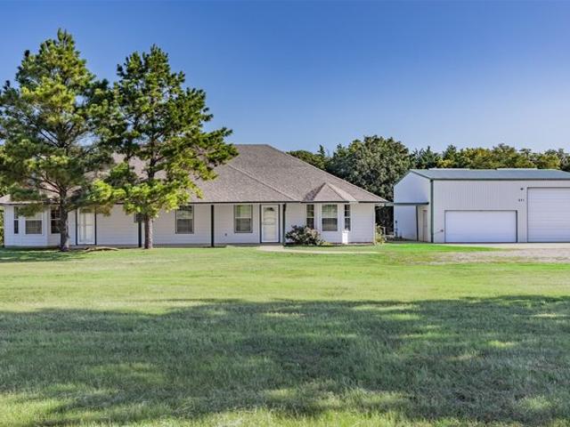251 Denton Rd, Gordonville, TX 76245