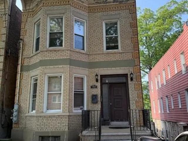 251 E 235th St, Bronx, NY 10470