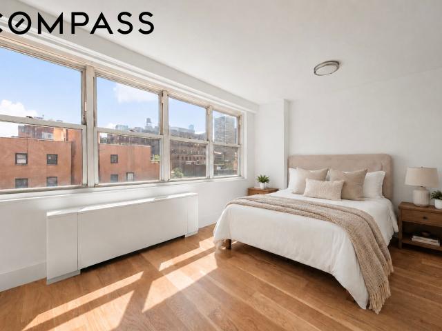 251 E 32nd Street 9G