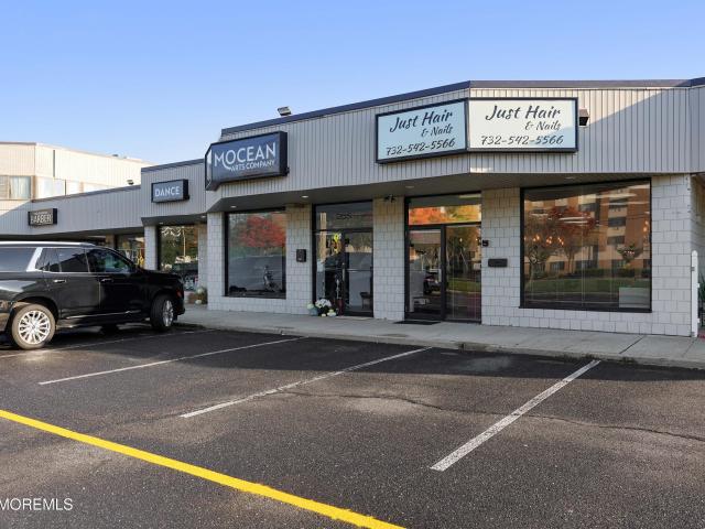 251 E Main Street