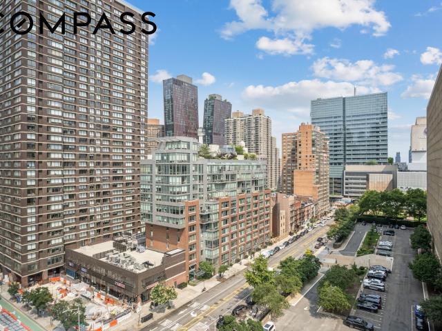 251 East 32nd Street, New York, NY