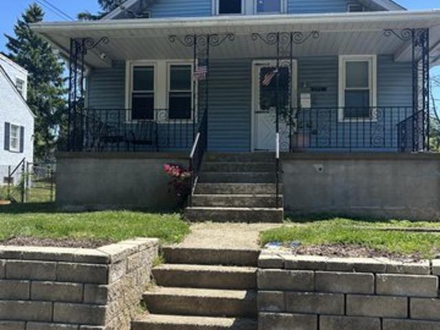 251 Fitzwatertown Rd, Willow Grove, PA 19090