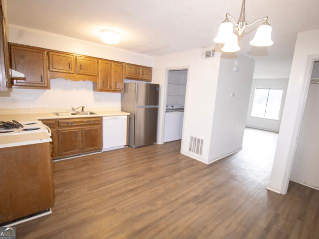 251 Knight Drive APT 10
