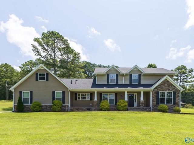 251 Jones Dr, Brownsboro, AL 35741