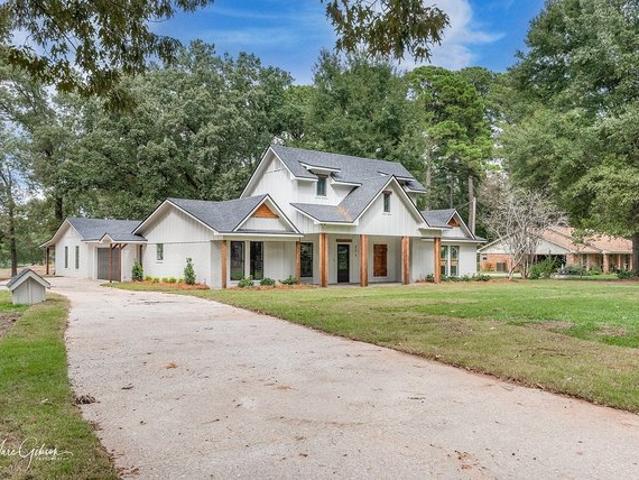 251 Jessie Jones Dr, Benton, LA 71006