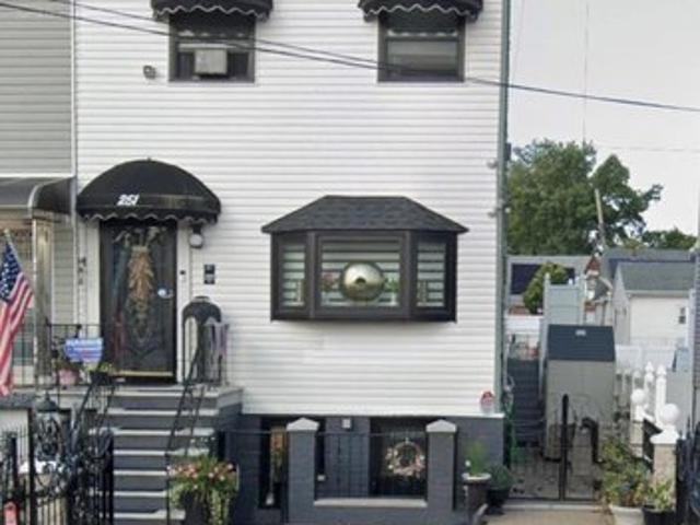 251 Longstreet Ave, Bronx, NY 10465