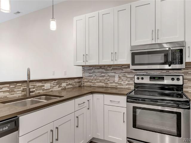 251 Main Street # 404