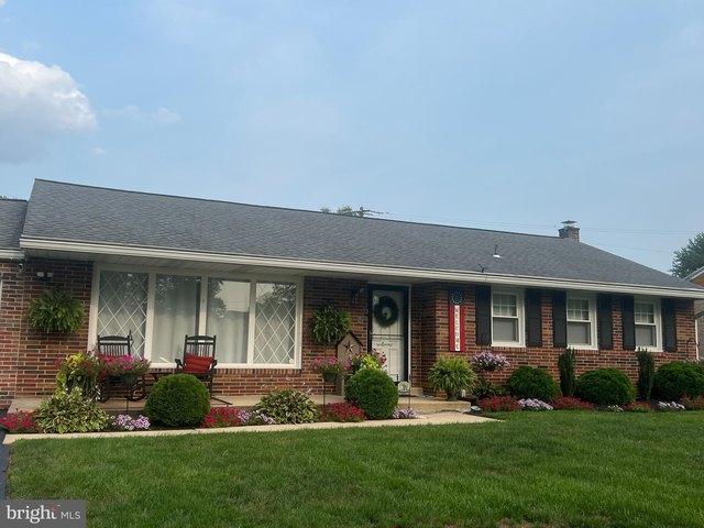 251 Maple Springs Dr, Birdsboro, PA 19508