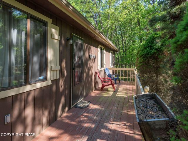 251 McKuen Way