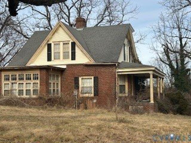 251 Middlebrook Rd, Staunton, VA 24401