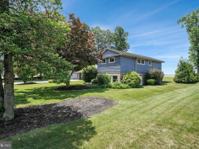 251 N River Drive