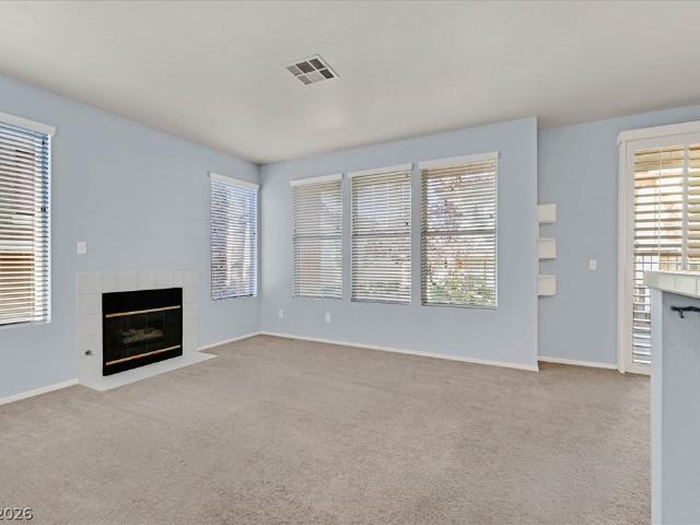 251 S Green Valley Parkway 3811