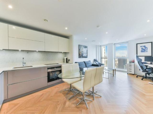 251 Southwark Bridge Road, London SE1 1 bed apartment to rent £2,600 pcm £600 pw