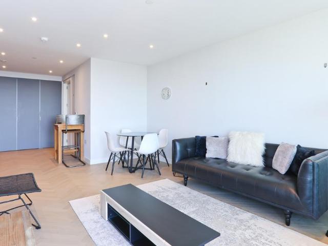 251 Southwark Bridge Road, London, SE1 1 bed apartment to rent £2,950 pcm £681 pw