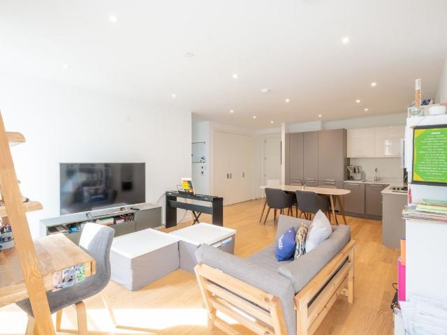 251 Southwark Bridge Road, London SE1, 2 bed flat to rent, £3,695 pcm | PrimeLocation