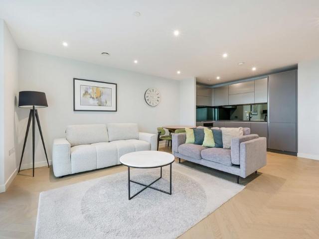 251 Southwark Bridge Road, SE1 1 bed flat to rent £2,640 pcm £609 pw