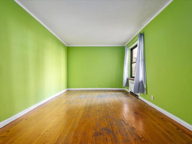 251 Seaman Avenue, New York, NY