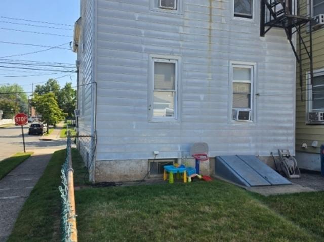 251 Speer Ave