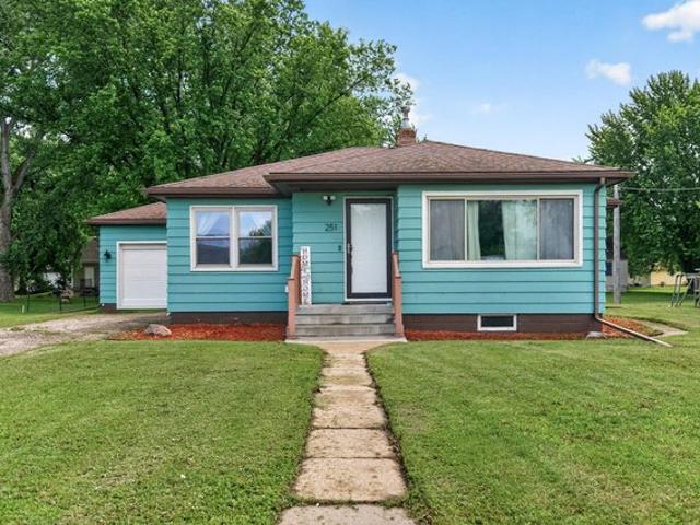 251 State Ave N, New Germany, MN 55367