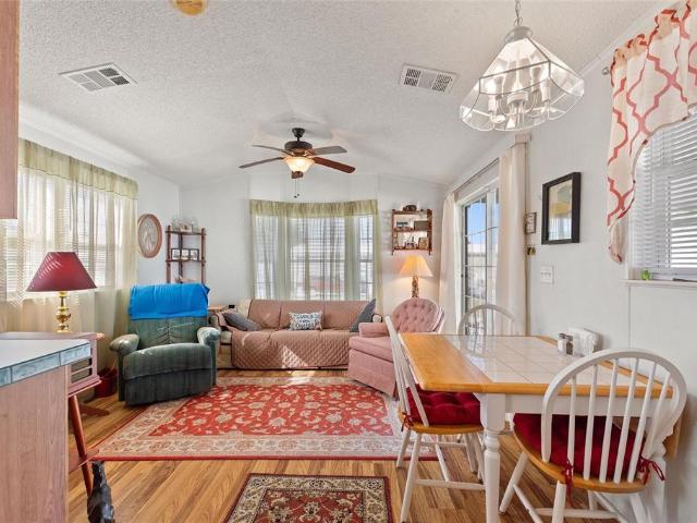 251 Patterson Rd, Unit J19, Haines City, FL 33844 | MLS #G5087