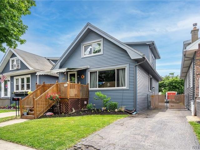 251 Parkwood Ave, Buffalo, NY 14217