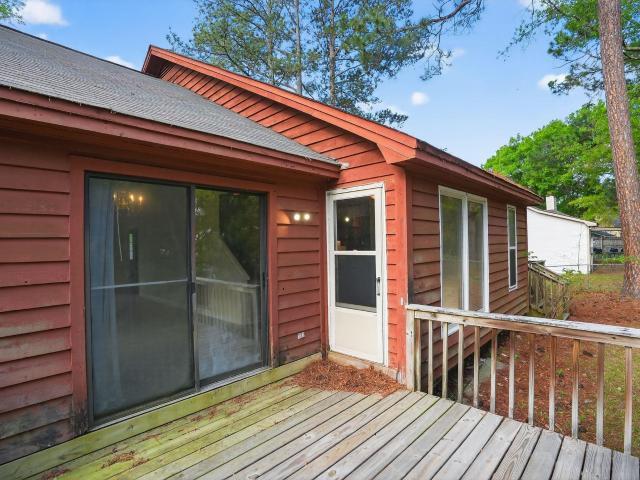 251 Pear Tree Circle