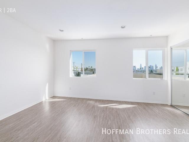 251 Robinson St Los Angeles CA 90026
