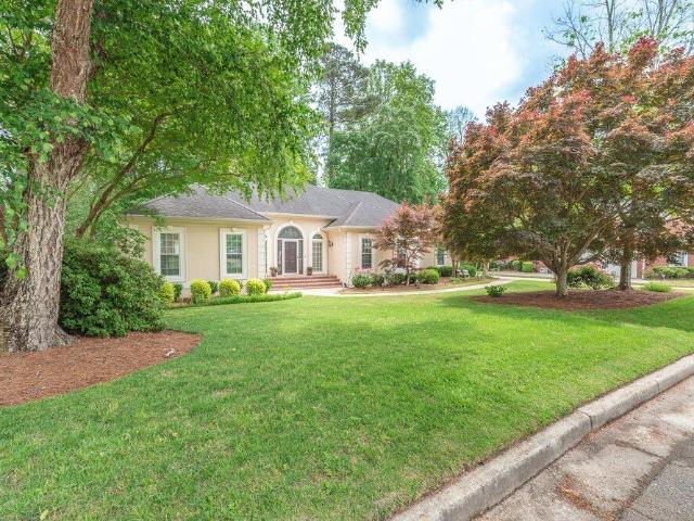 251 W Kestwick Drive