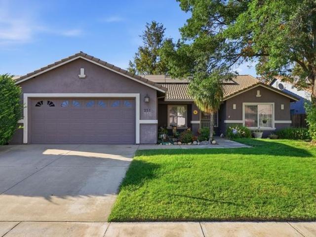251 White Water Way, Yuba City, CA 95991