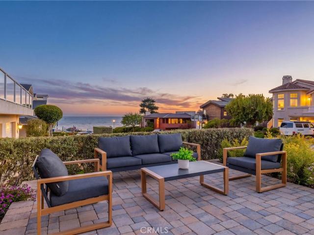 251 Vista Del Mar Avenue