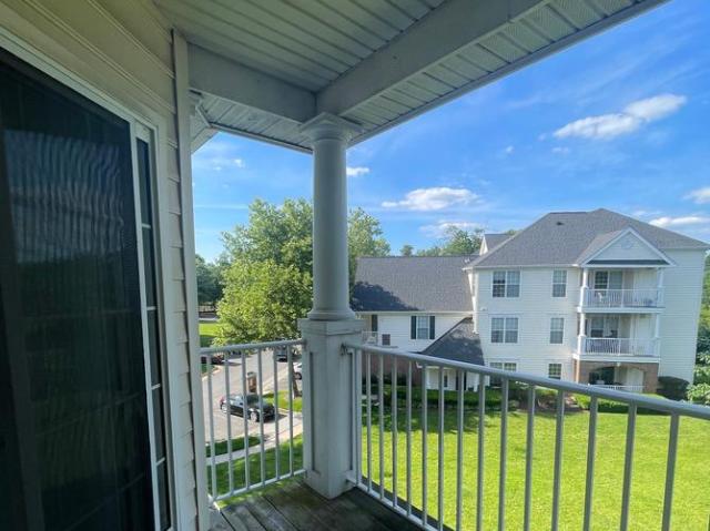 25240 Lake Shore Square # 301