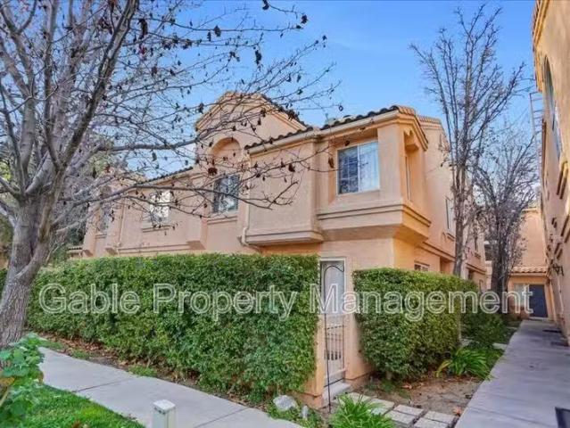 25242 Steinbeck Ave Townhomes in Stevenson Ranch, CA