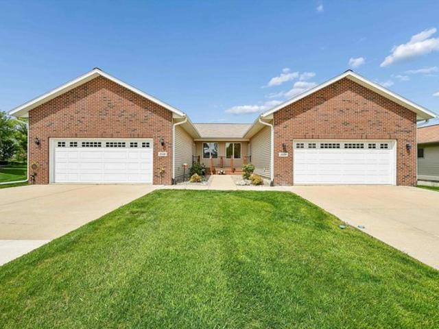 2524 NW 3rd Park Ave, Waverly, IA 50677