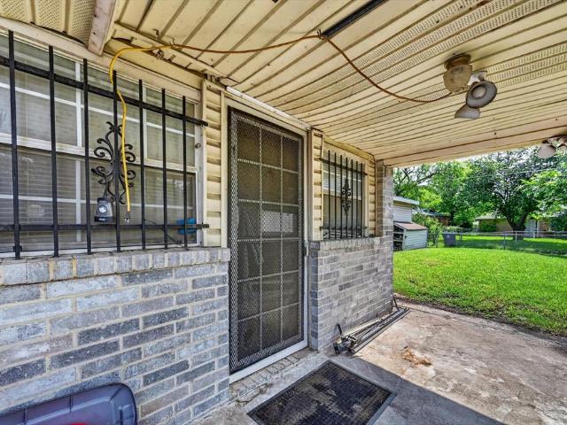 2524 N Saint Augustine Drive