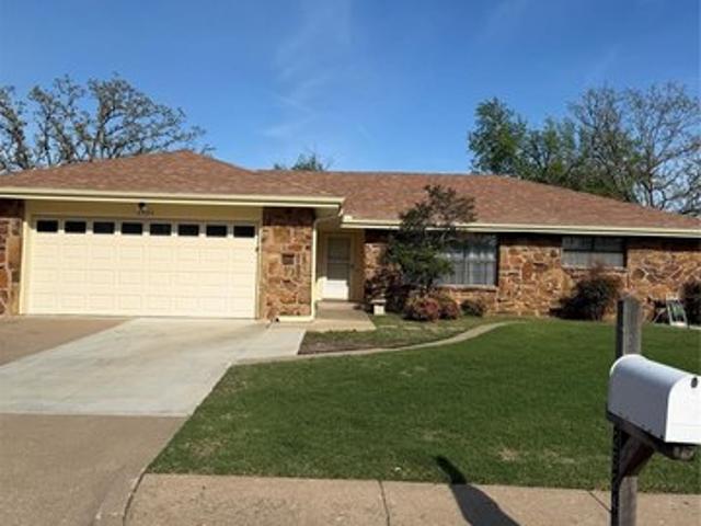 2524 Centre Rd, Bartlesville, OK 74003