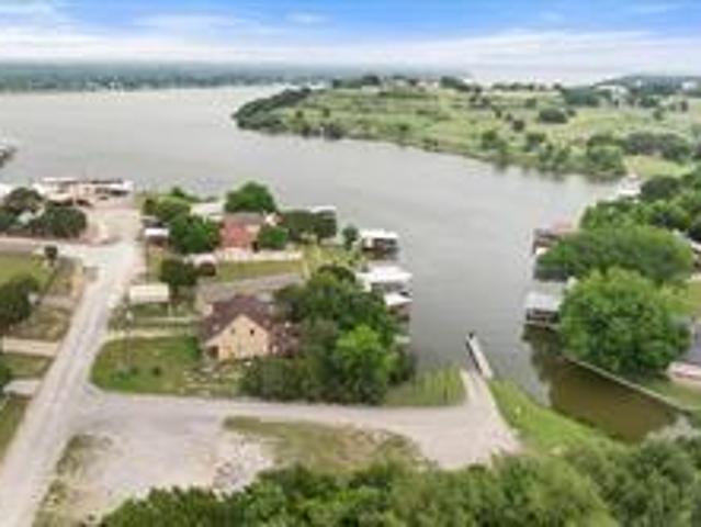 2524 Creek Drive