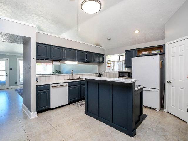 2524 Hadley Circle